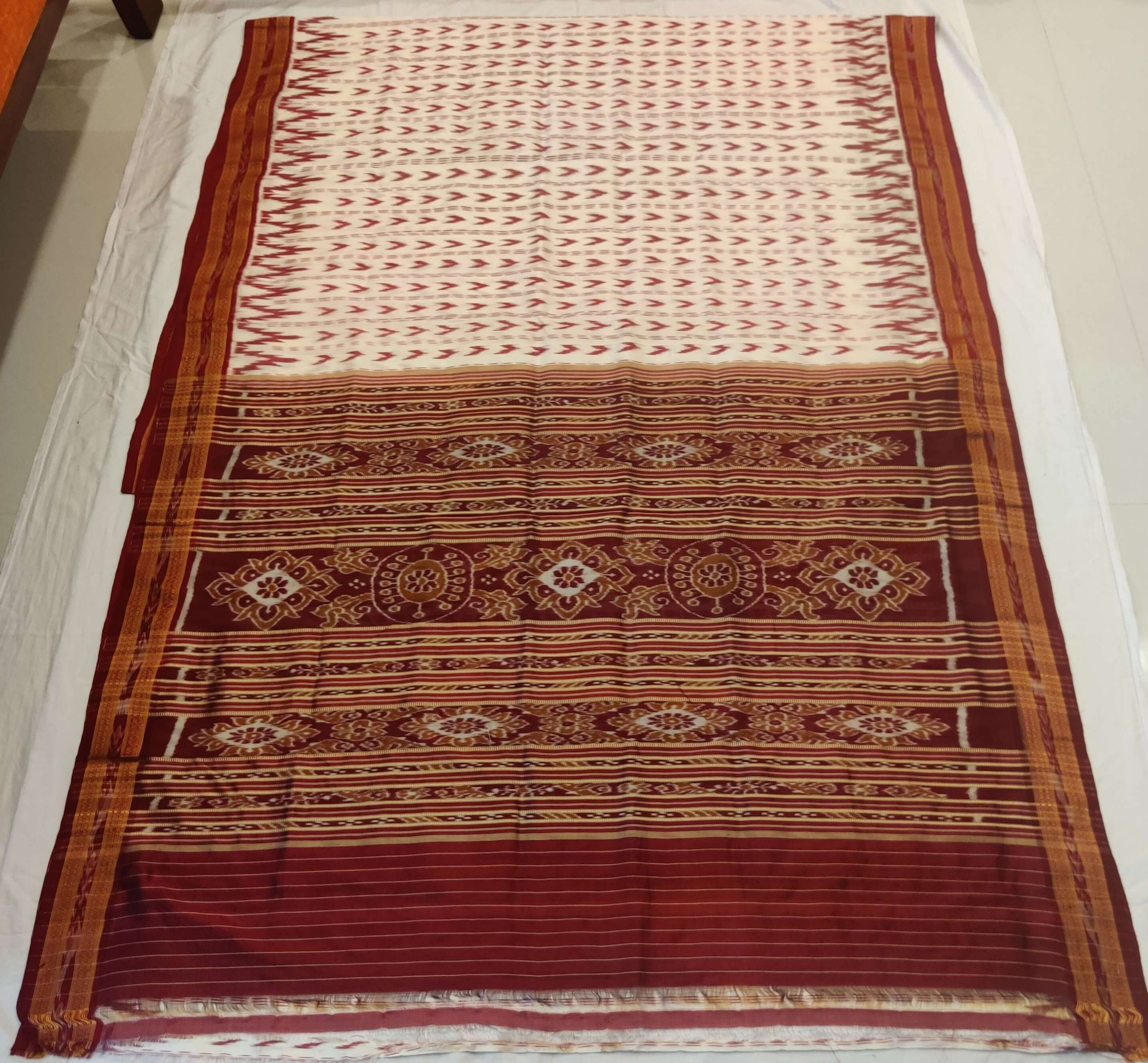 White and Red Khandua Silk Saree - Crafts Collection
